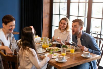 Family and Friends - G&A Hackl Gastronomie